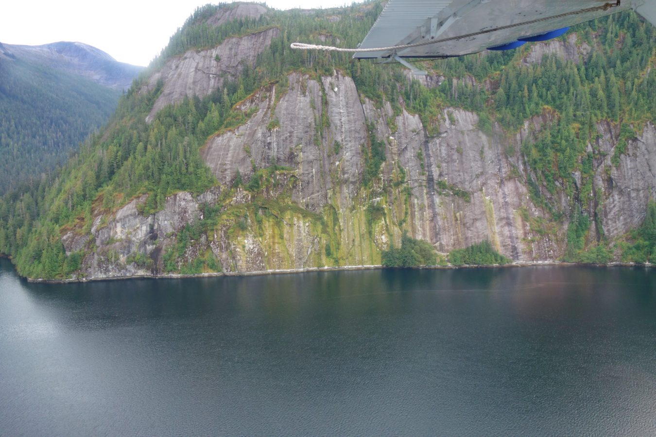 Flying around Misty Fjords National Monument with Taquan Air - Alaska ...