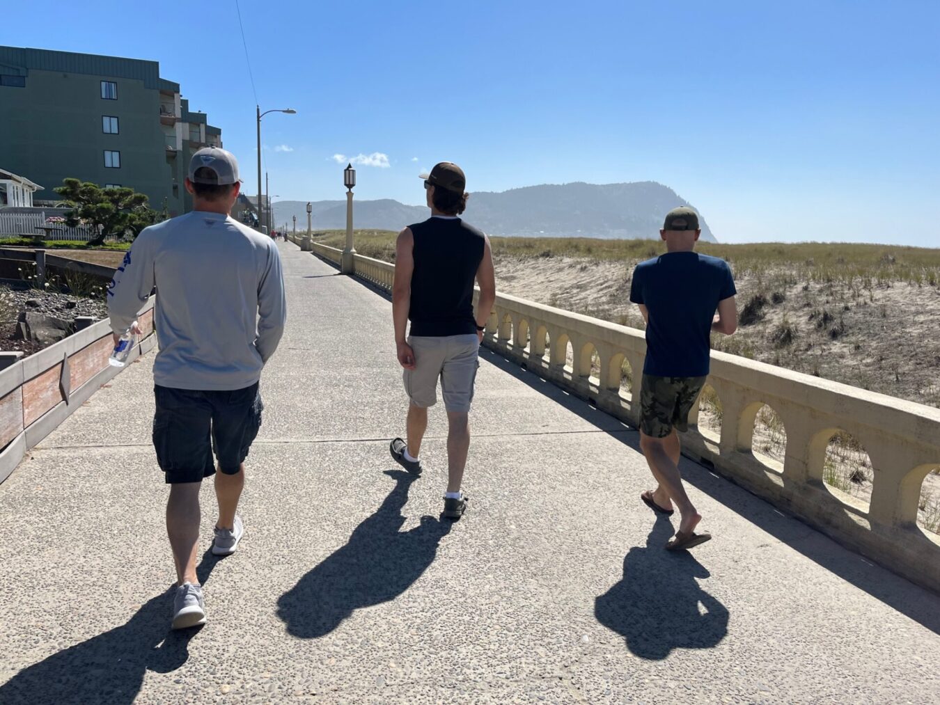 Katie shares sea shells down by the sea shore in Seaside, Oregon (TRIP ...