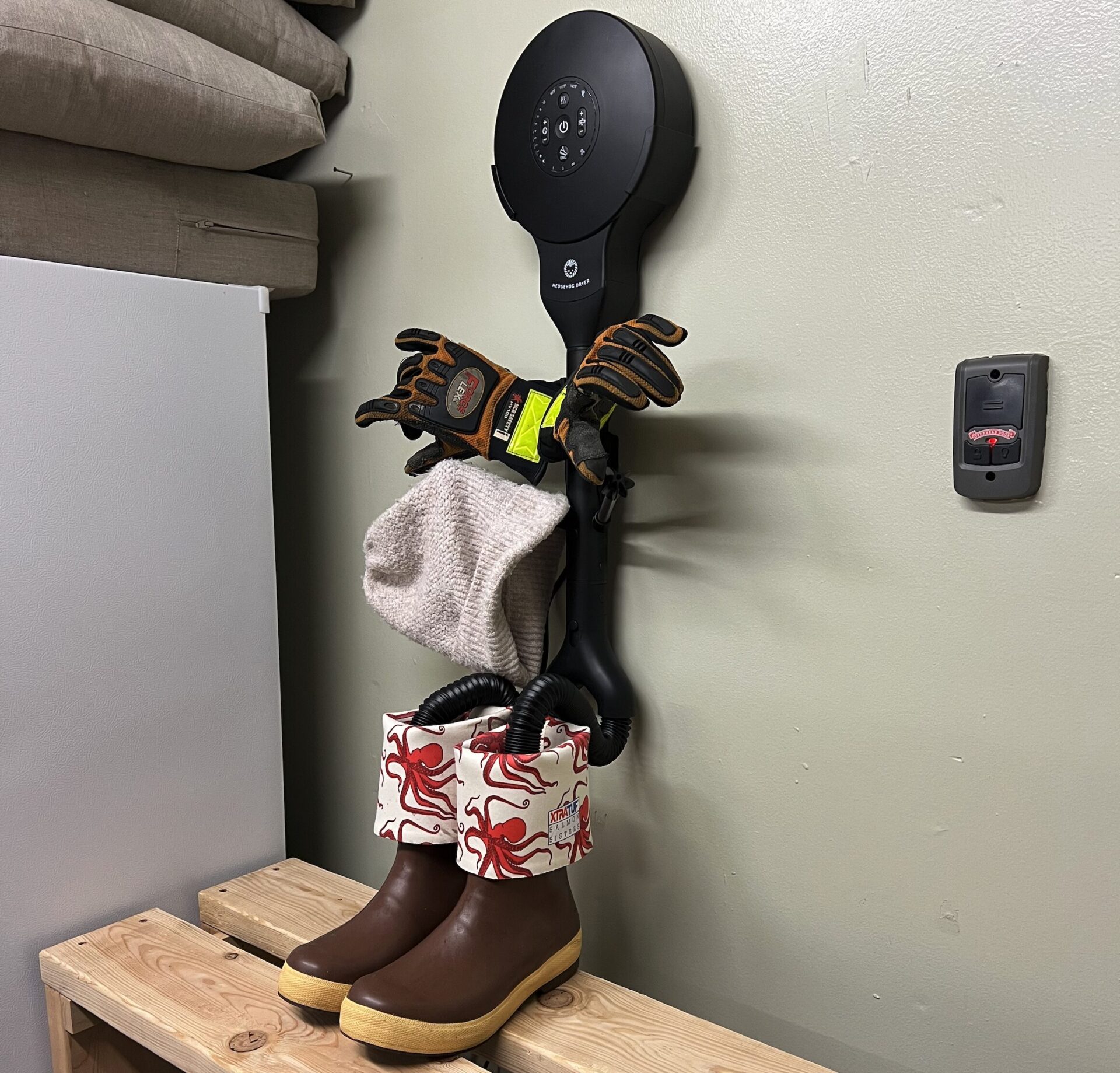 Good gear = great. Good, DRY gear = essential - Alaska Travelgram