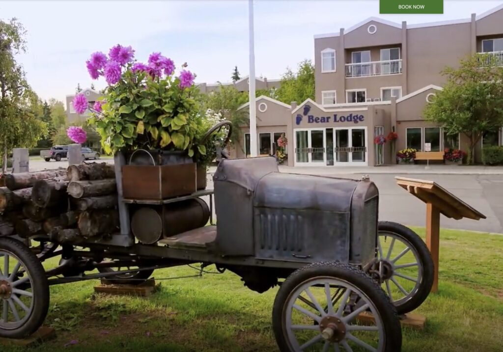 Fairbanks puts the "fun" in Midnight Sun! - Alaska Travelgram